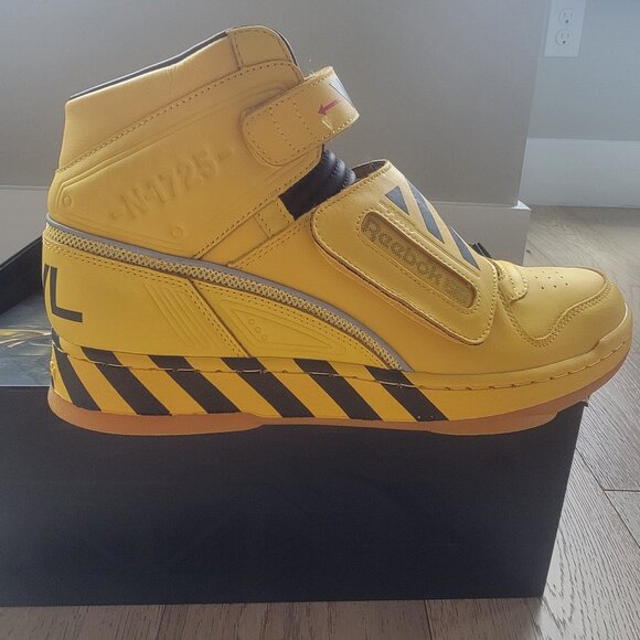 Reebok | Shoes | Alien Stomper Mid Pl Reebok | Poshmark